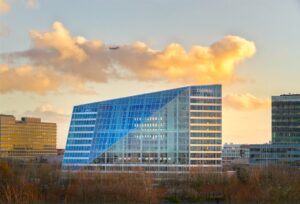 Case Study: Sustainable Features of The Edge in Amsterdam – ArchInspires