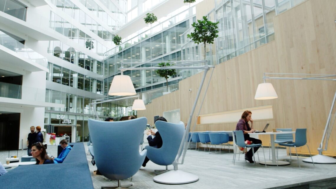 Case Study: Sustainable Features of The Edge in Amsterdam – ArchInspires